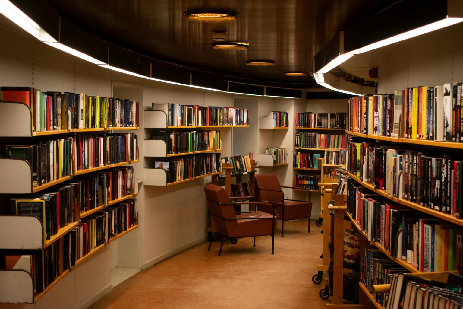 Turnitin - Library.uib.ac.id Perpustakaan Universitas Internasional ...